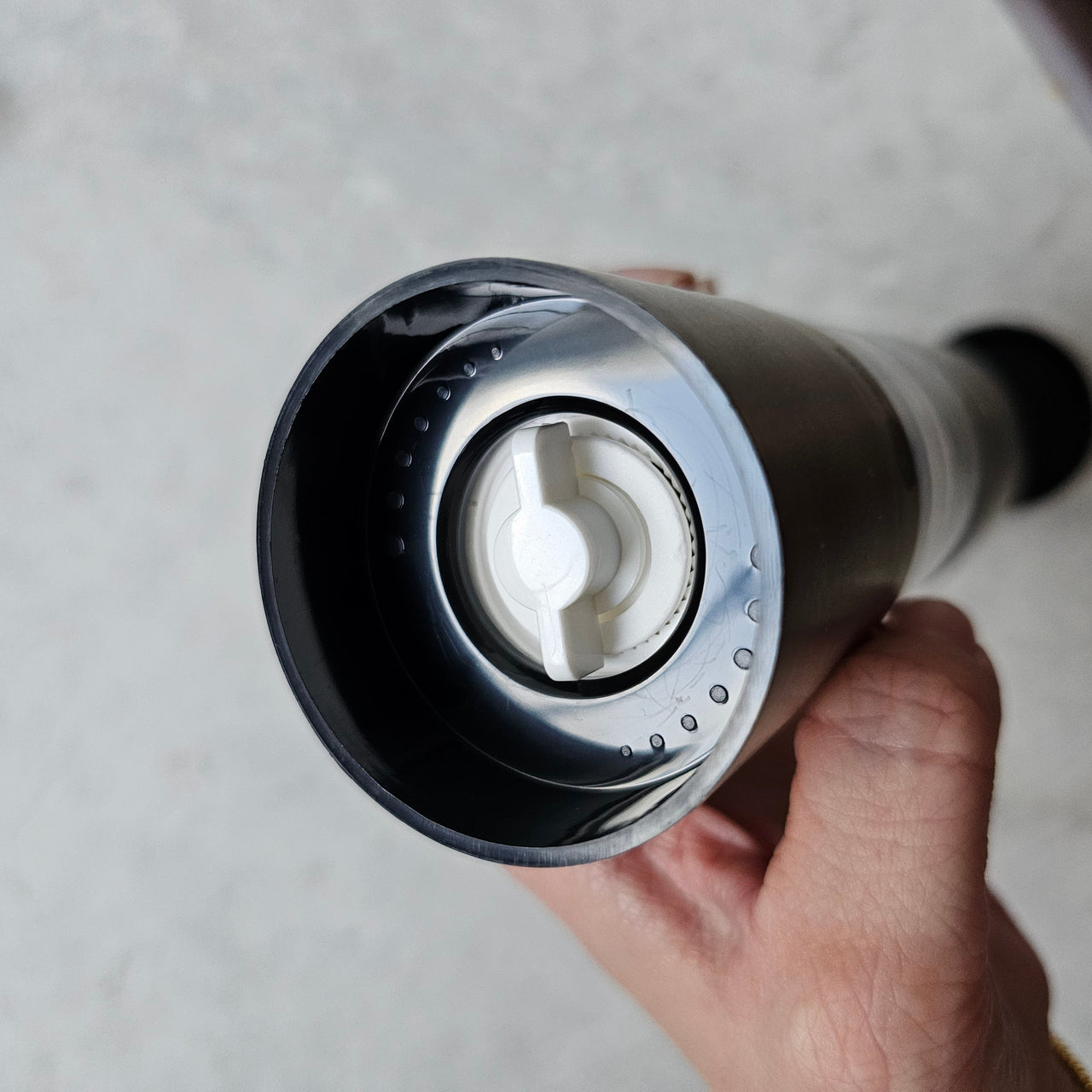 Sichuan Pepper Grinder – 50Hertz Tingly Foods