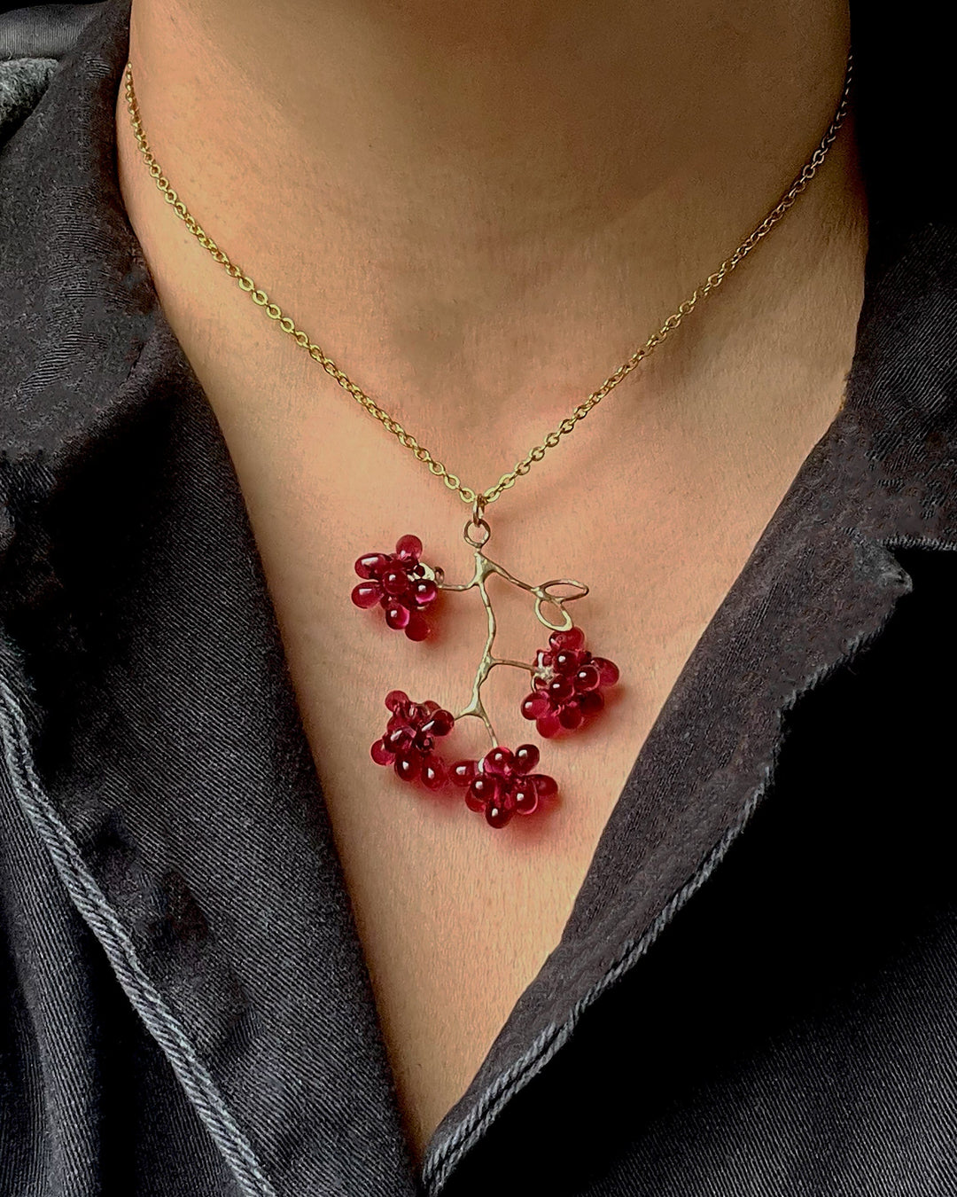 In Bloom necklace (4-week lead time) – 50Hertz Tingly Foods